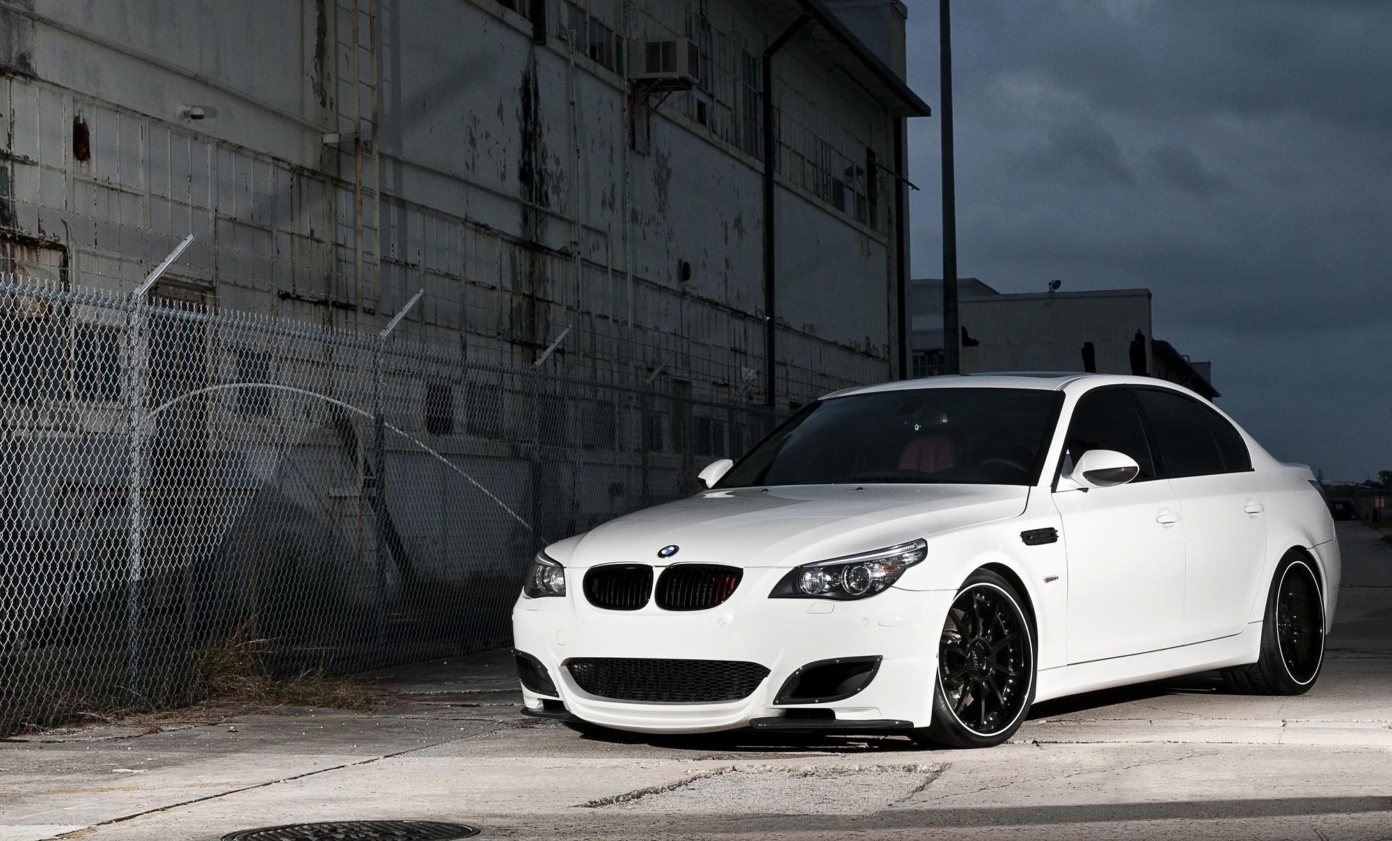 BMW E61 – Tapety na Smartfon i Tablet - Tapety