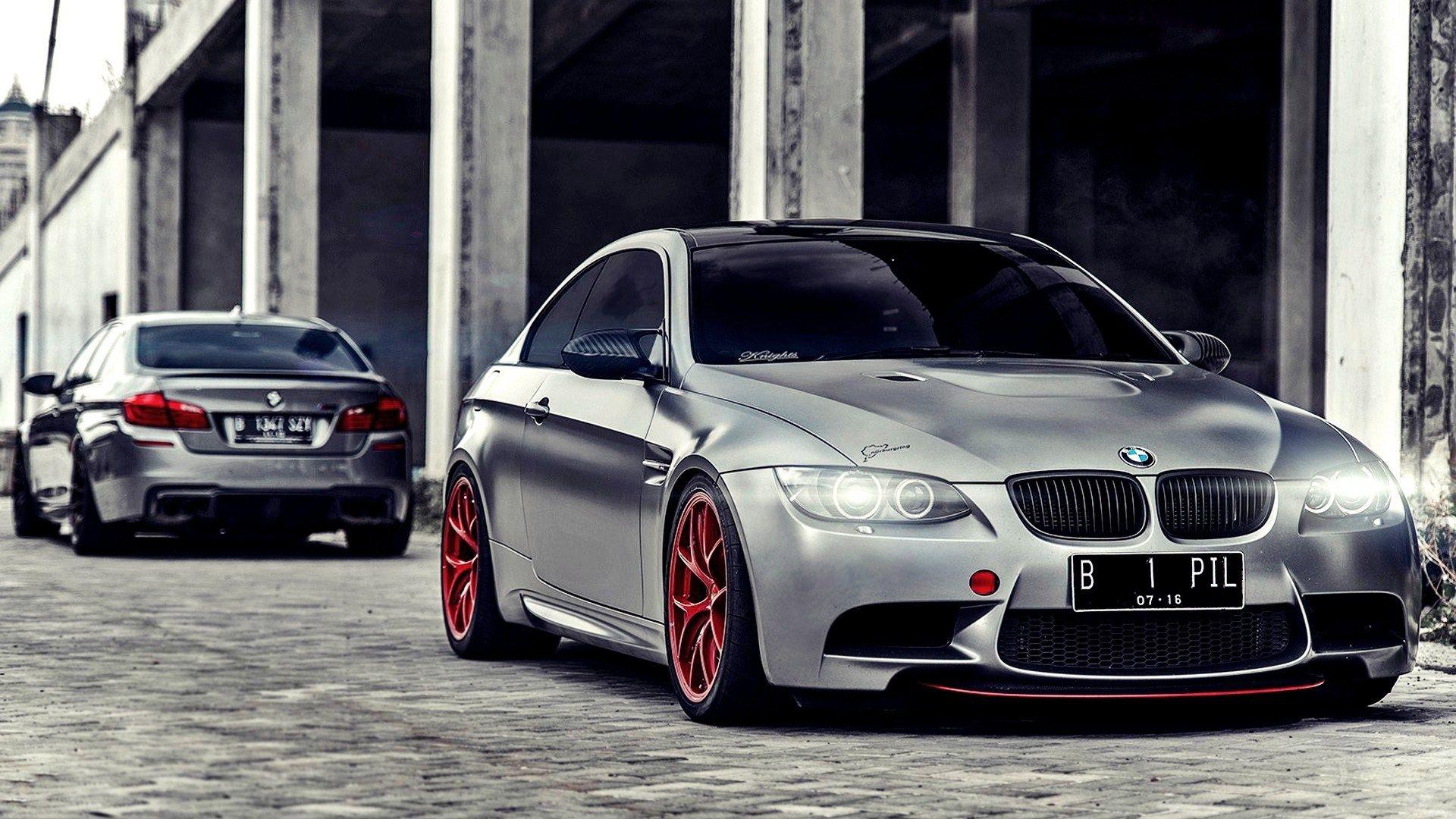 BMW M5 HD – tapety na pulpit i telefon - Tapety