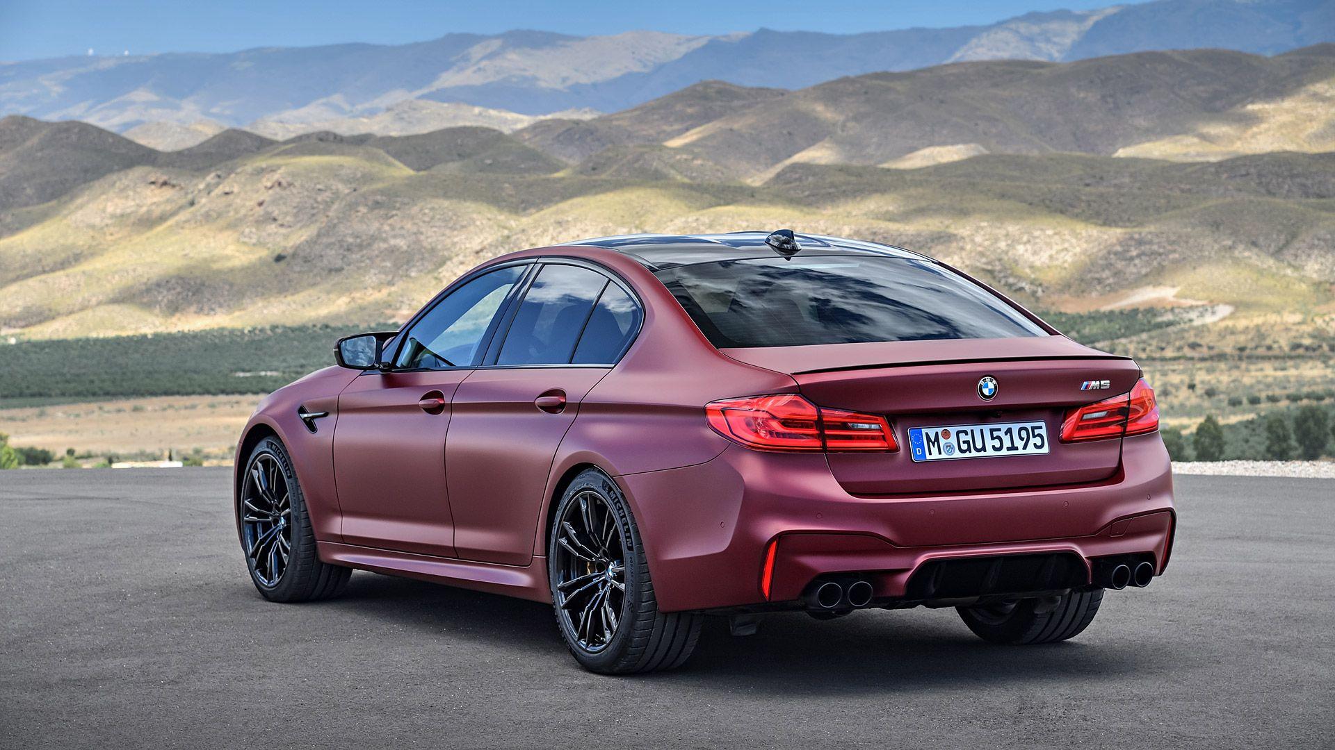 BMW M5 HD – tapety na pulpit i telefon - Tapety