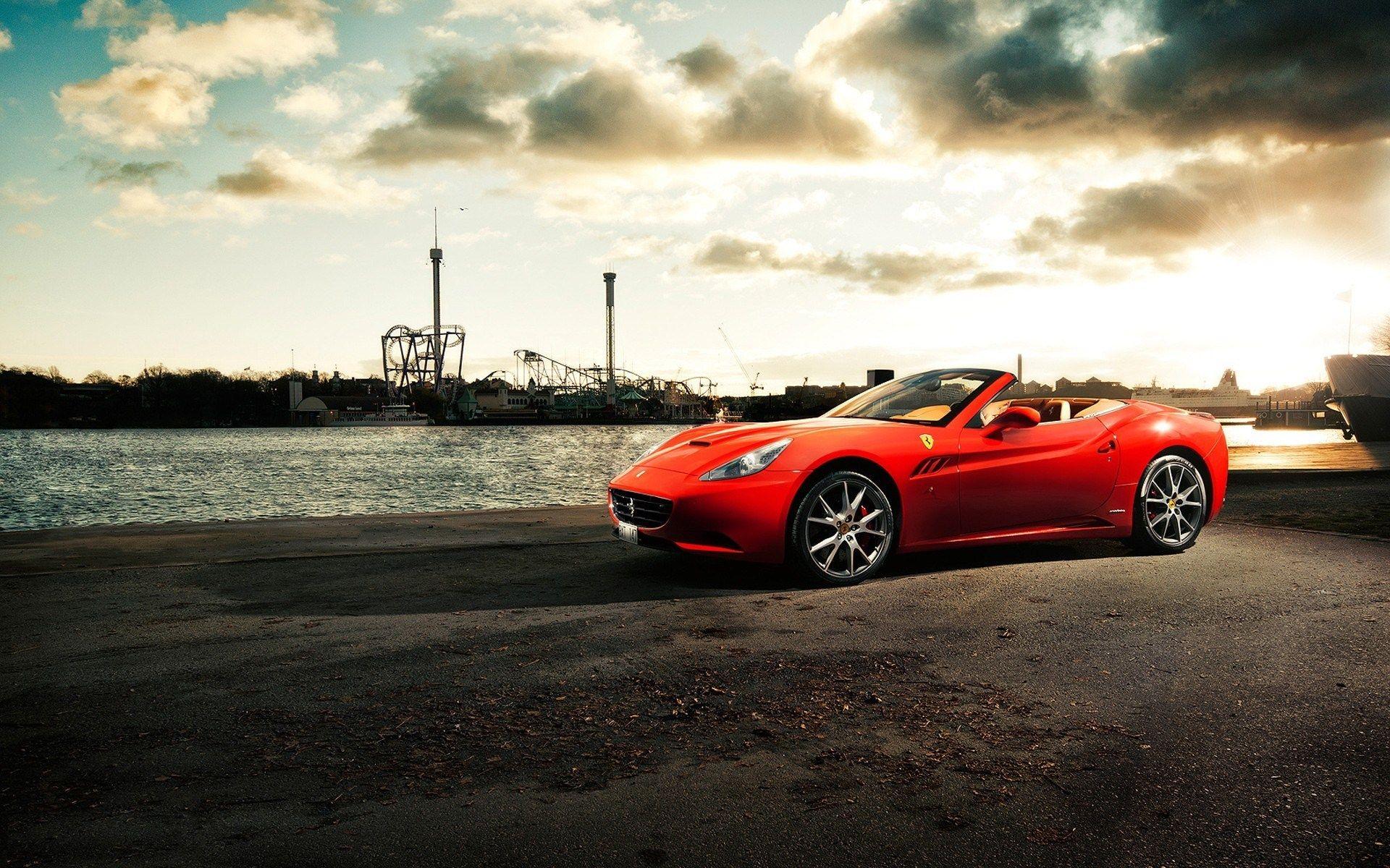 Ferrari California – Tapety na Pulpit w 4K i HD - Tapety